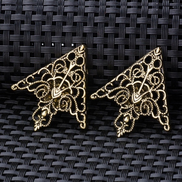 Accessories | Filigree Triangle Antique Bronze Collar Lapel Pin | Poshmark